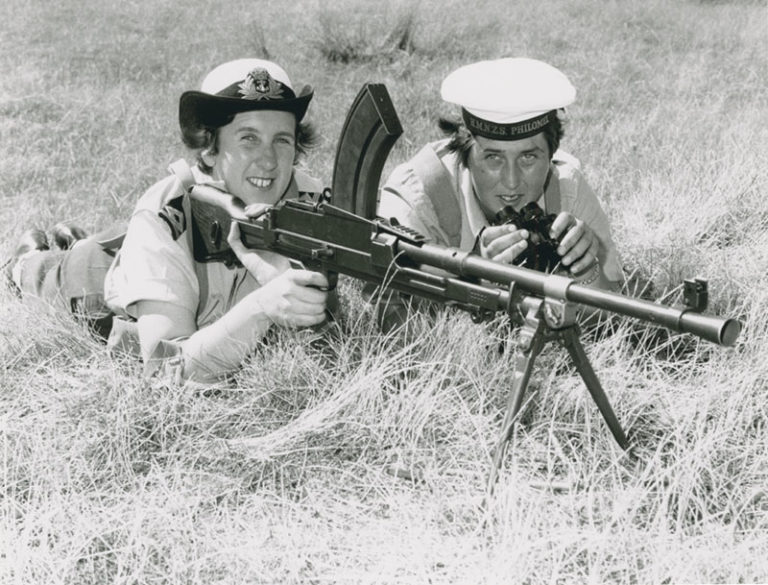 Wrens — National Museum of the Royal New Zealand Navy