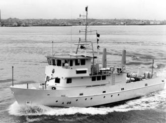 HMNZS Tarapunga & Takapu Hydrographic Survey Launches — National Museum ...